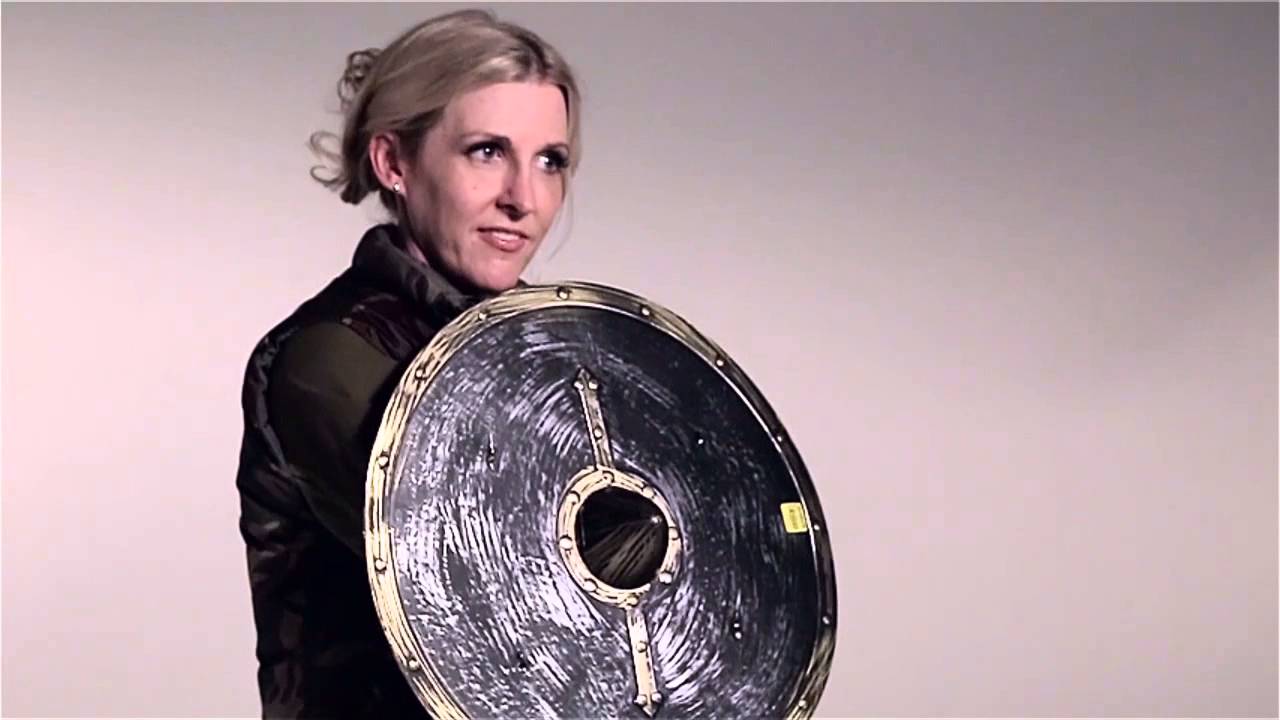Katniss Everdeen: Kim Holcomb of King 5's Evening Magazine - YouTube
