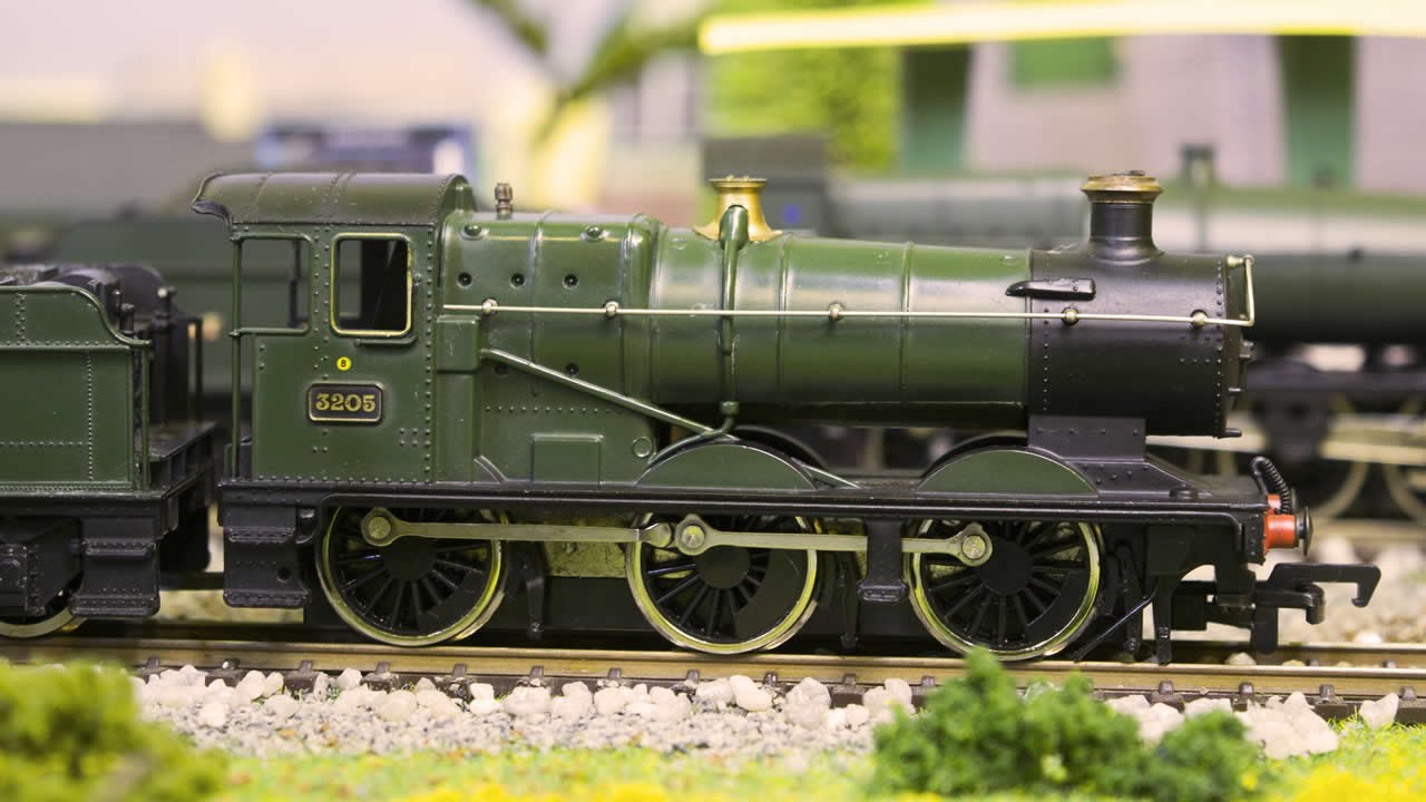 A Day With GWR Steam Locomotives From the SDR - YouTube