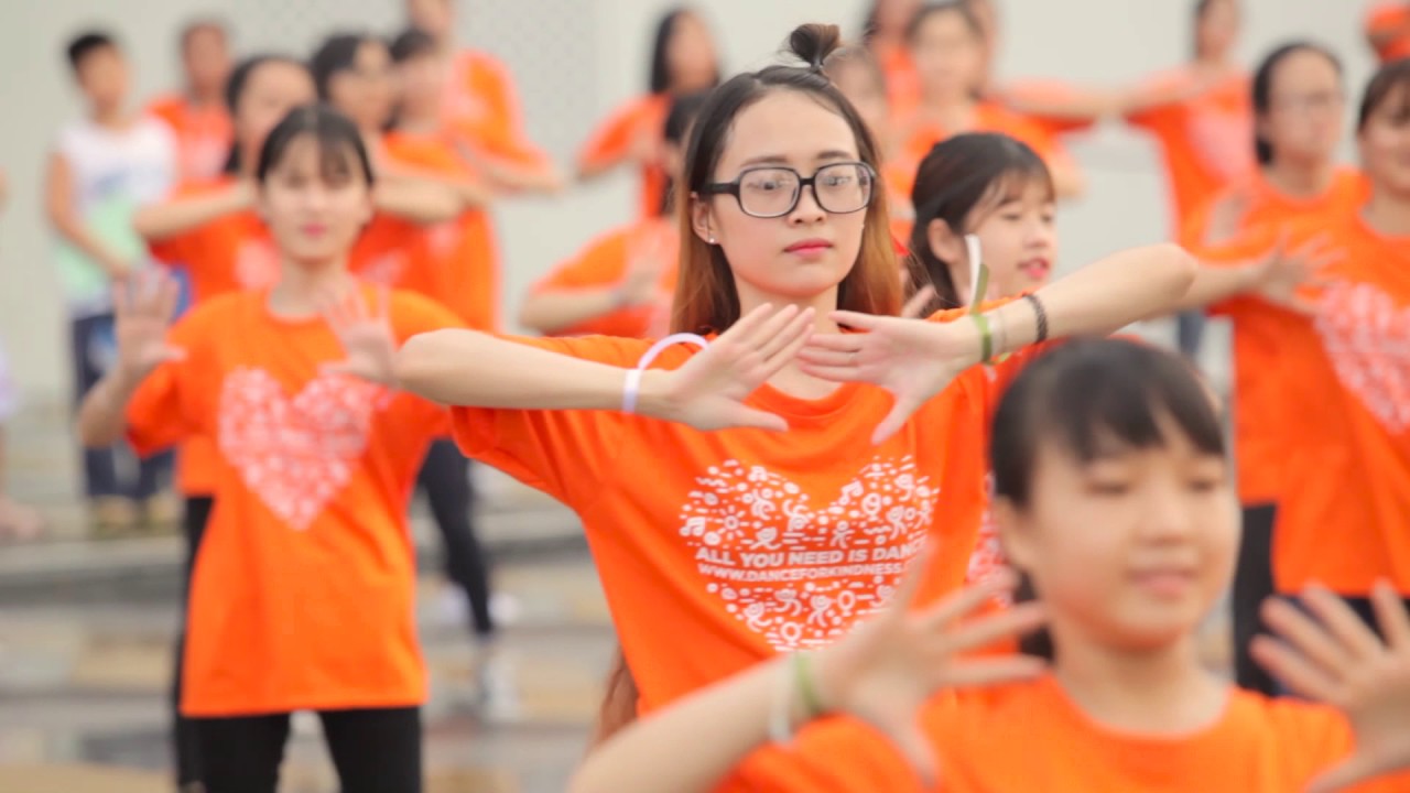 Dance for Kindness 2016: Da Nang, Vietnam - YouTube