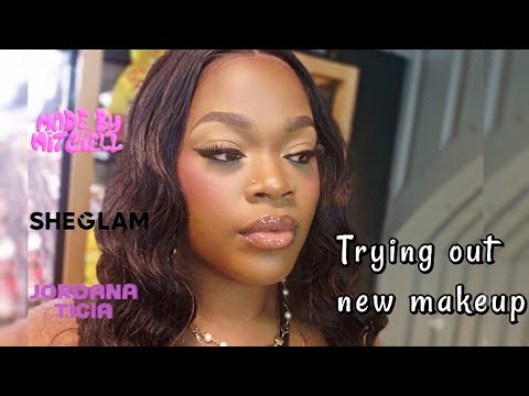 Trying  out new makeup! | chit chat GRWM 😍 