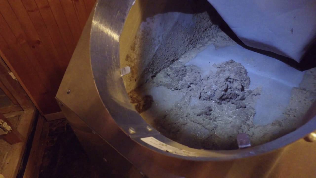 AdvantaClean - What's Lurking in Your Air Ducts? - YouTube