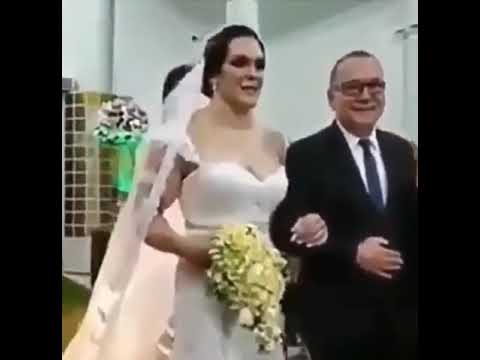 Seorang kakek menikahi waria badan perkasa