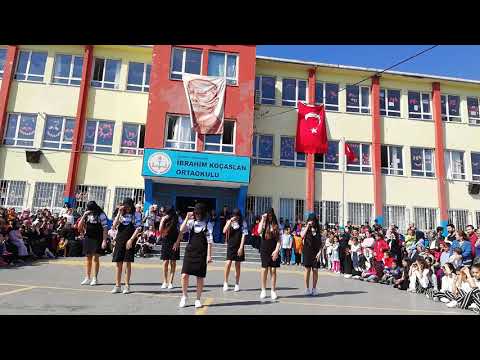 İbrahim Koçaslan Ortaokulu 23 Nisan 2018 Demet Akalın Çalkala Çalkala
