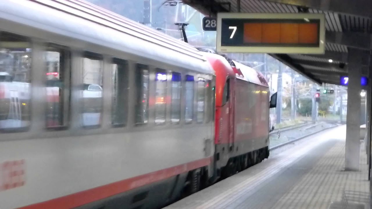 DB-ÖBB EuroCity 83 with 1216 "Taurus" in Innsbruck [in HD] - YouTube