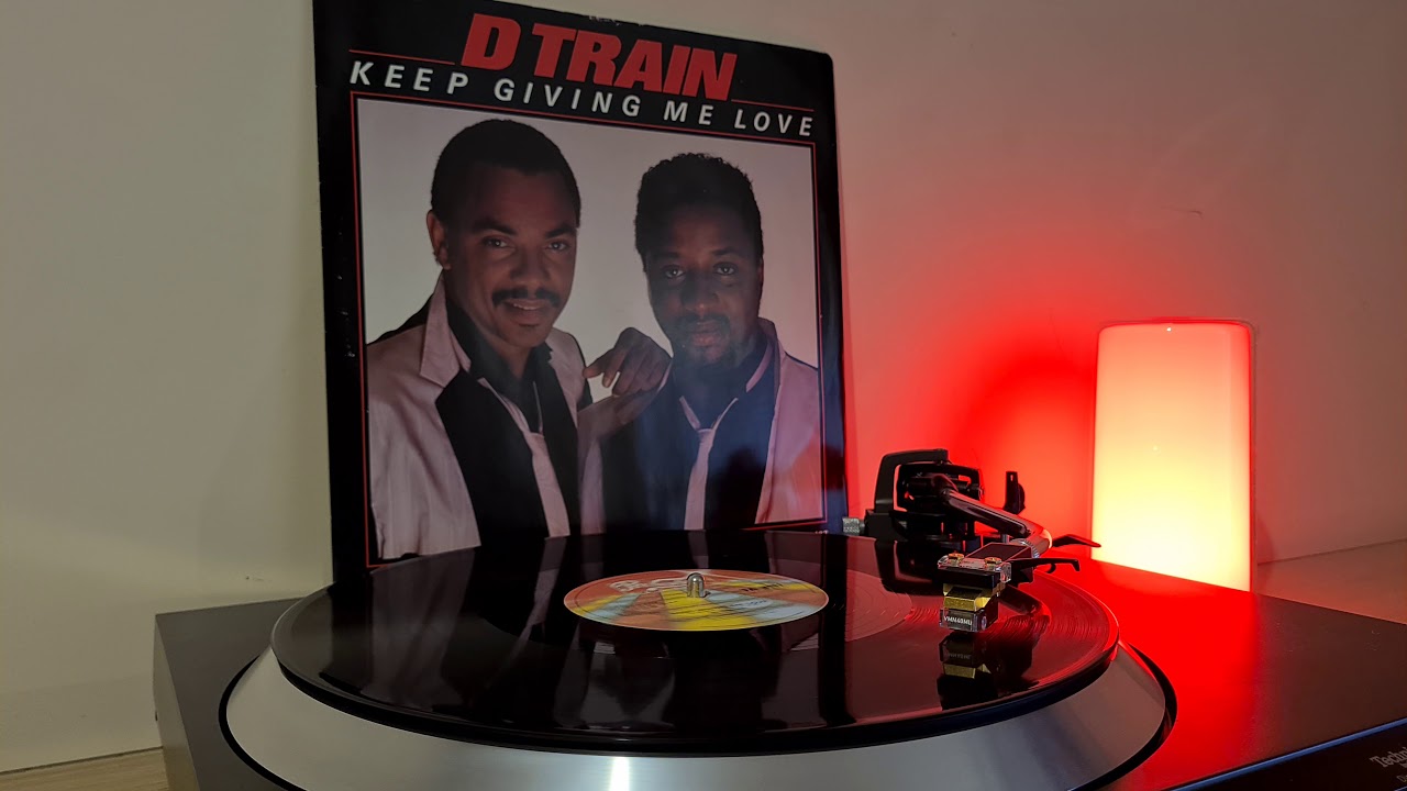 D Train - Keep Giving Me Love (Remix) - 1983 (4K/HQ) - YouTube