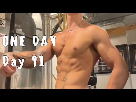 ONE DAY - Day 91 (1 month out from my first bodybuilding show) - YouTube