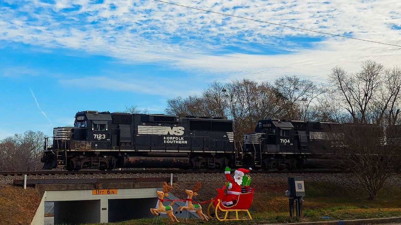 NS GP60 #7123 leads P45 - YouTube