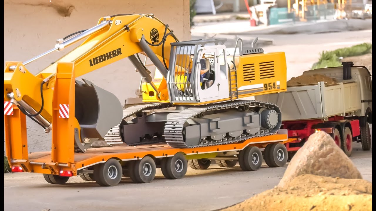 RC Trucks! Heavy load! Steam Train! RC-Glashaus Action! - YouTube