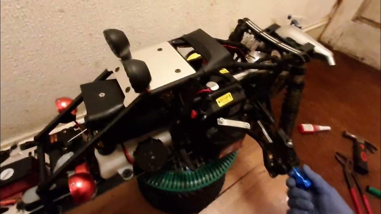 Rovan baja 5b it was a broken axle hub pin. easy fix - YouTube