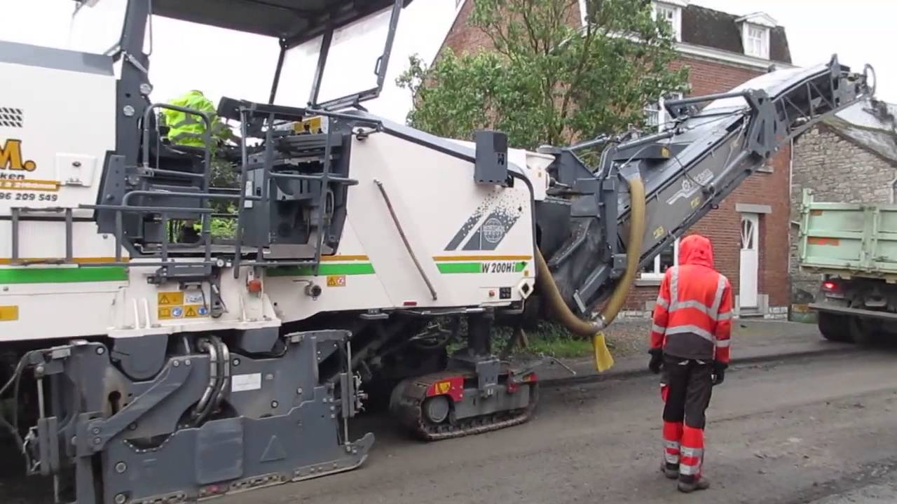 Raboteuse de route (2m10) Izier jeudi 4 août 2016 2 - YouTube