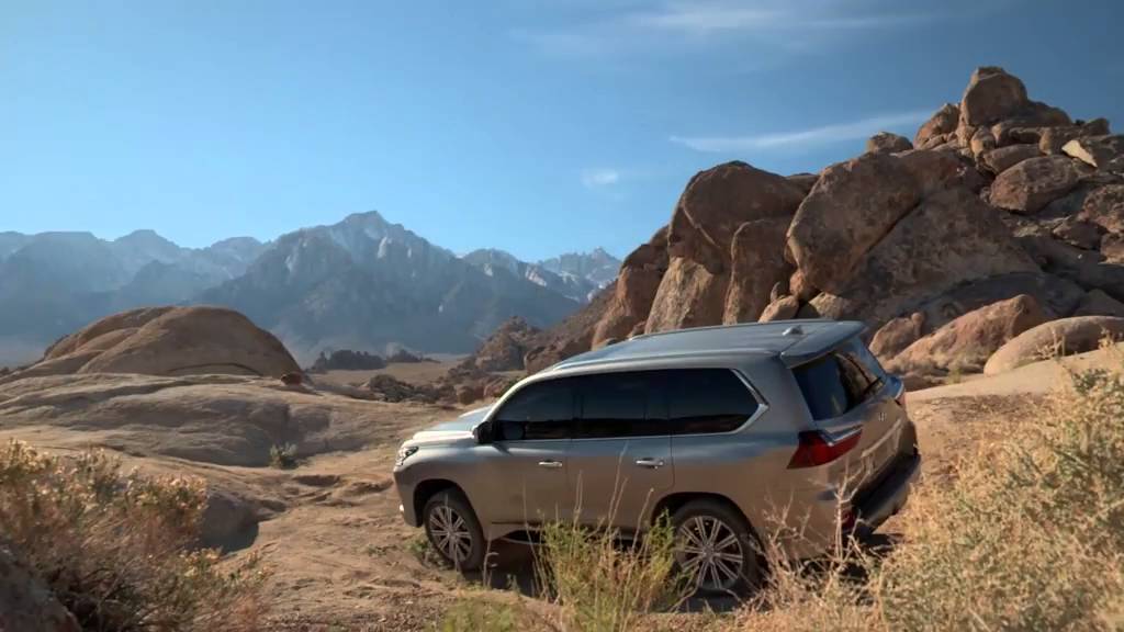 Multi Terrain Monitor on 2016 Lexus LX - YouTube