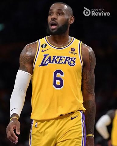 lebron james singing world cup - YouTube