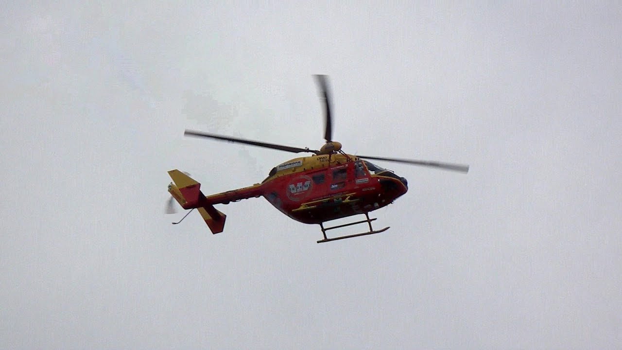 Rescue Helicopter & Camera Crew, Auckland NZ, 10 Aug 2011 - YouTube