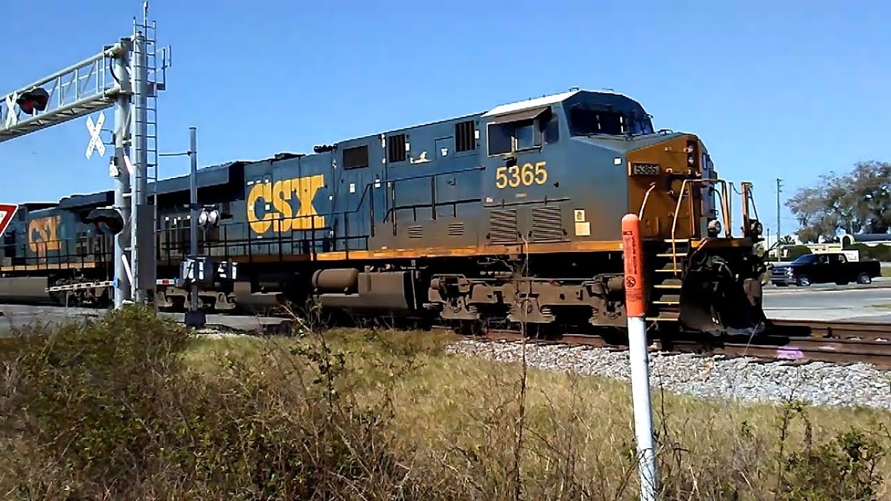 2-15-20 - CSX train Northbound through Ocala - Mixed freight - junk ...