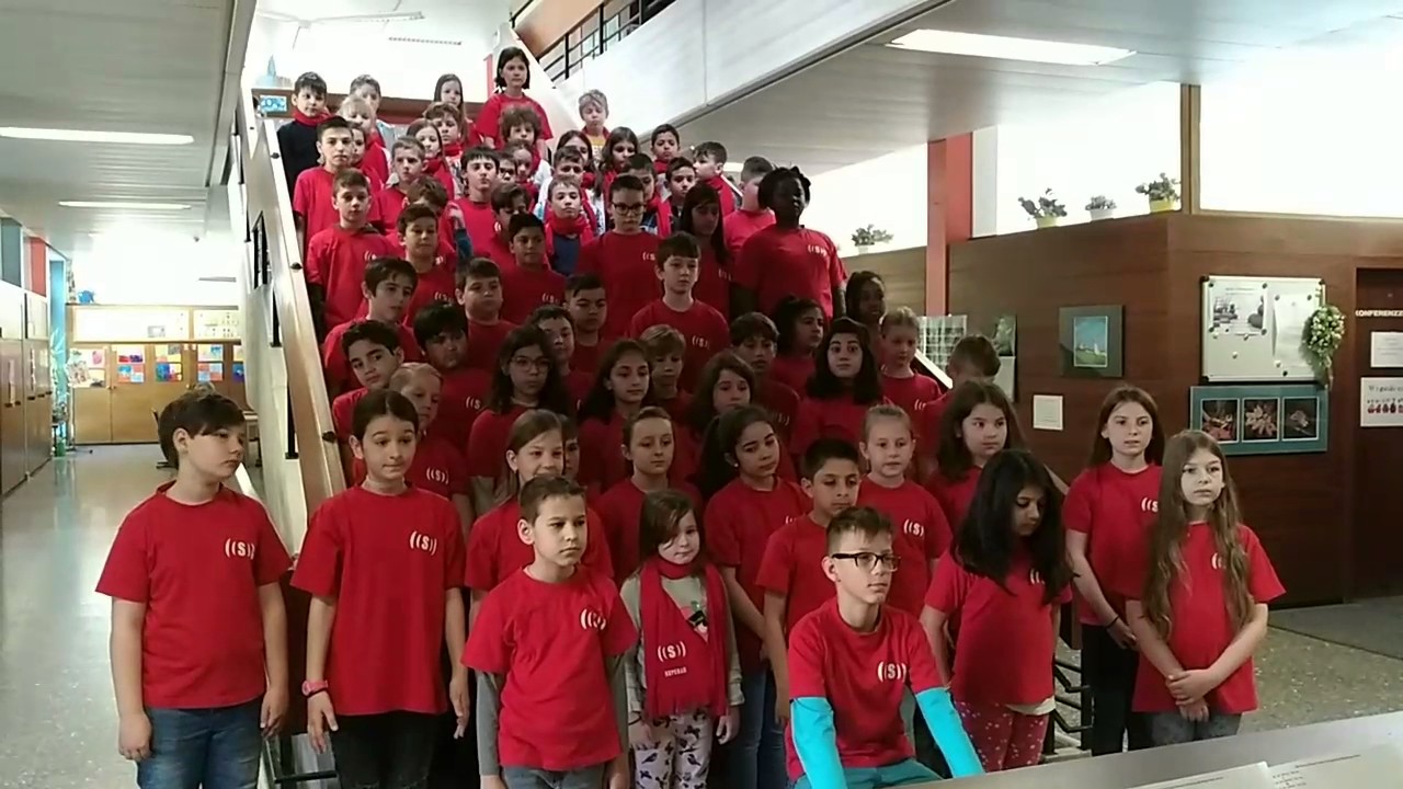 Dann kommt die Musik - SUPERAR Chor der VS Lehen 2 - YouTube