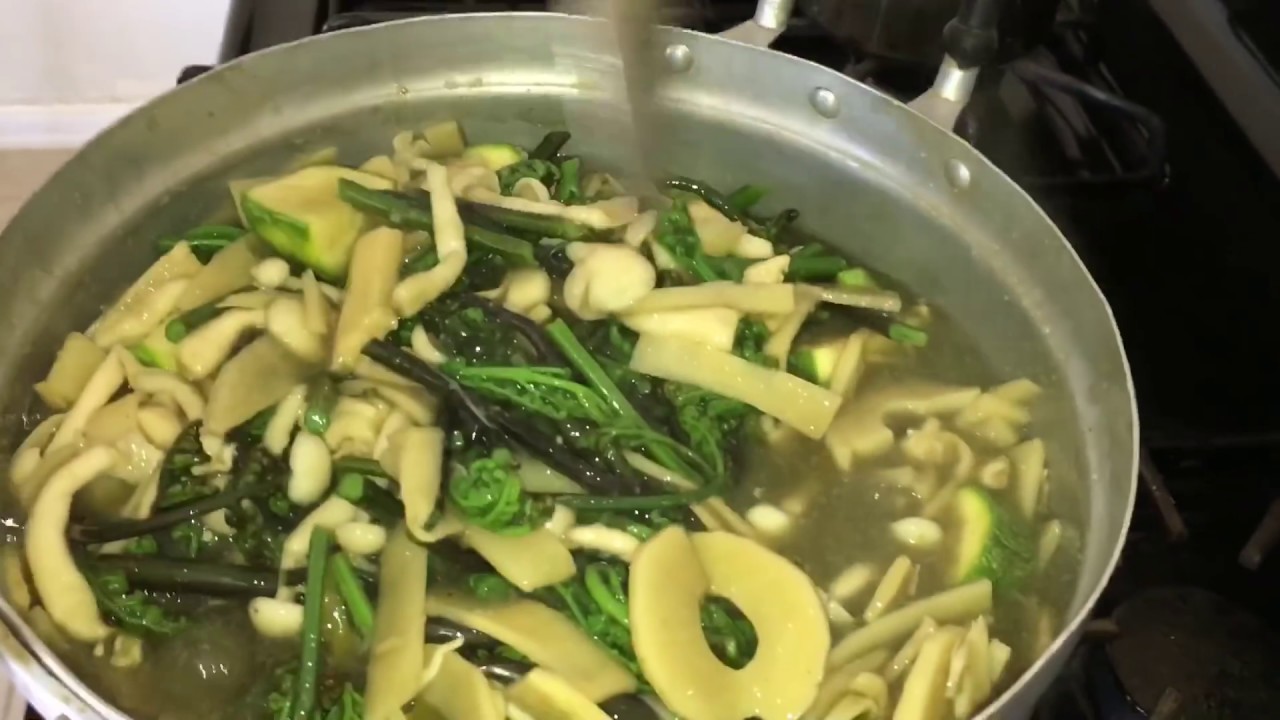 How to make bamboo soup ແກງໜໍ່ໄມ້ (LAO FOOD) Home Made By Kaysone - YouTube