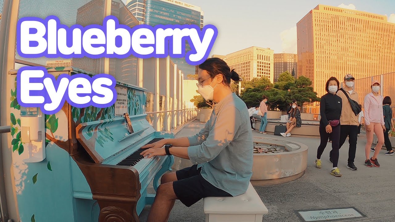 맥스(MAX) - Blueberry Eyes (ft. 슈가 of BTS) on piano in public - YouTube