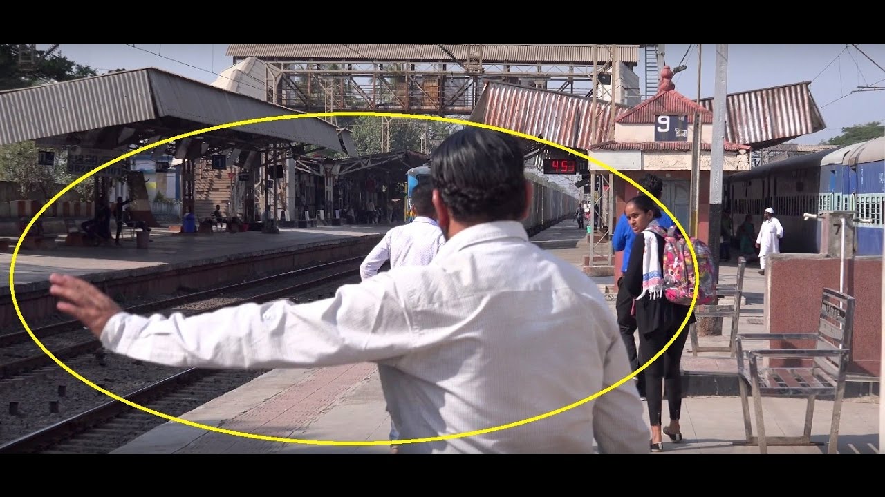 Video Of An Ordinary Train & An Extraordinary Man - Trying To Stop It ...