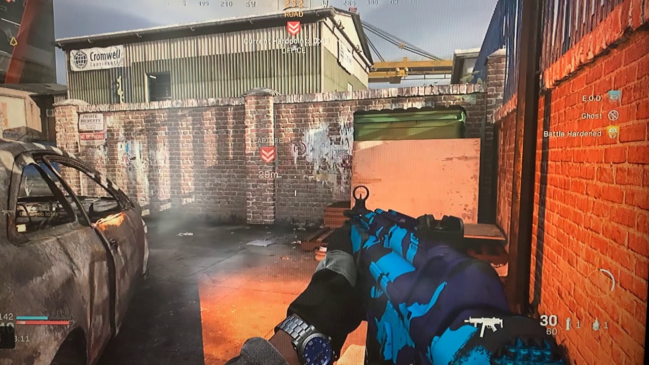 Opponent using merc foregrip - YouTube