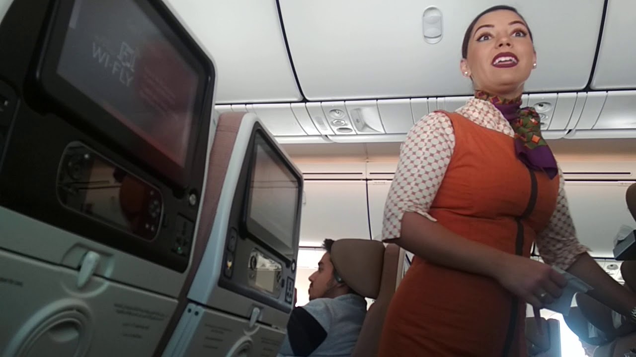 Air hostess, Cabin crew Serves Food & Drinks in Flight - YouTube