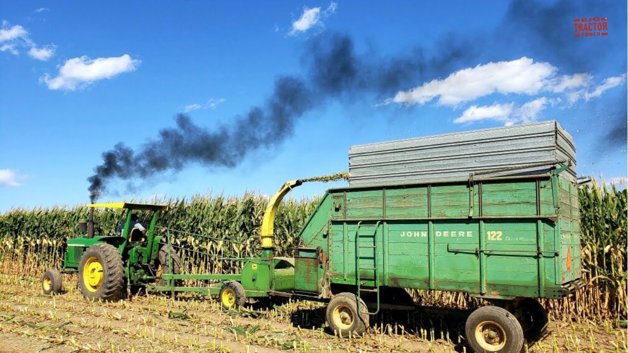CLASSIC CORN CHOPPING - YouTube