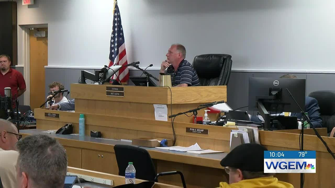 Adams County Board approves next steps with courthouse mold - YouTube