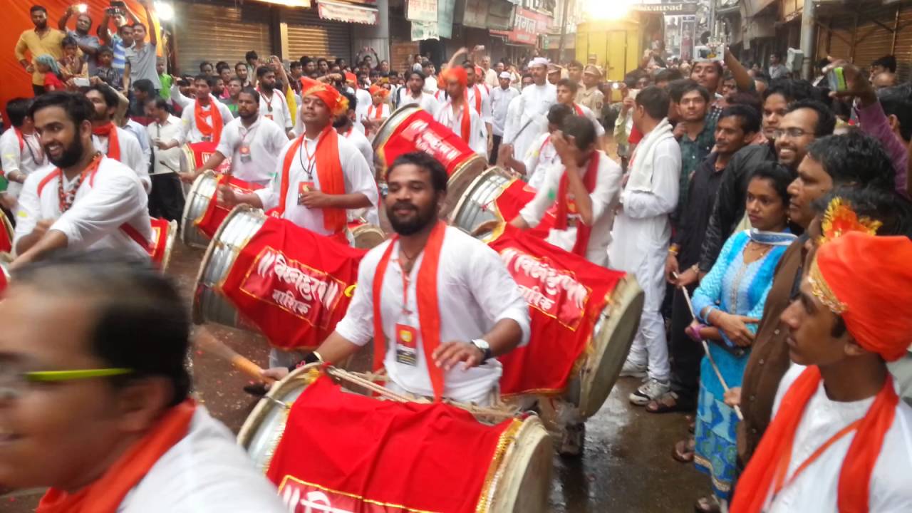 Vighnaharan dhol pathak, Nashik - Nashikcha raja Visarjan 2016 - YouTube