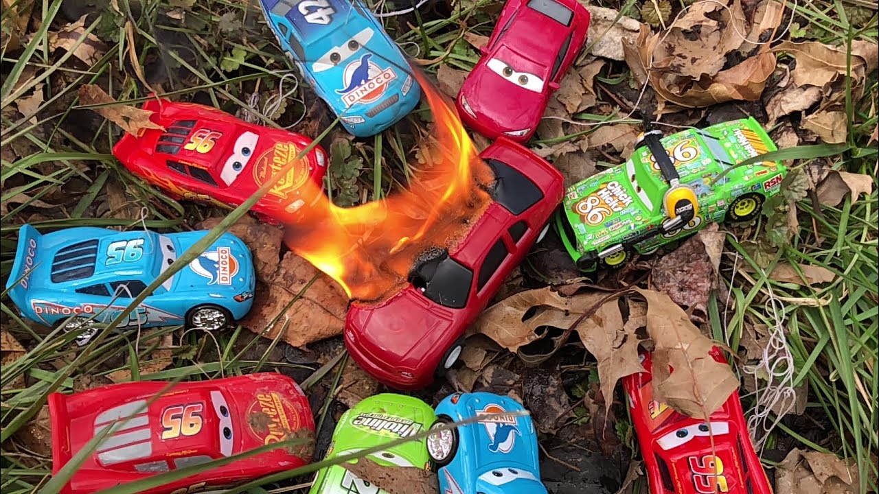 Race Rally Car Track Disney Pixar Cars 🚘 Toys MC Queen Ramirez Cars3 ...