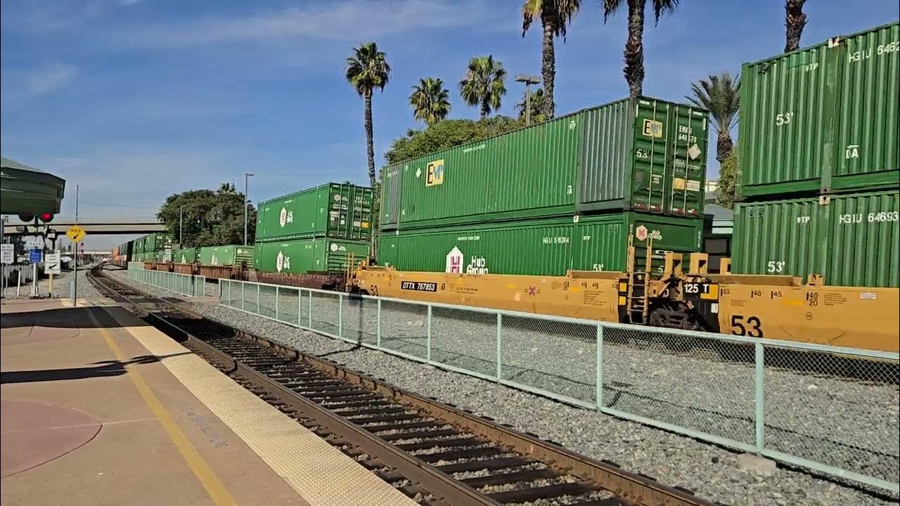 Union Pacific ZLCLT at Downtown Burbank with UP #5459, #2643, #2536, #5536 #unionpacific - YouTube