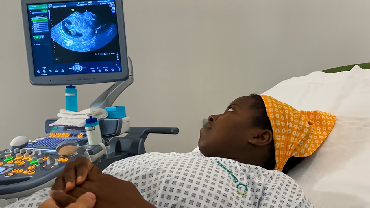 SEEING OUR BABY FOR THE FIRST TIME - YouTube