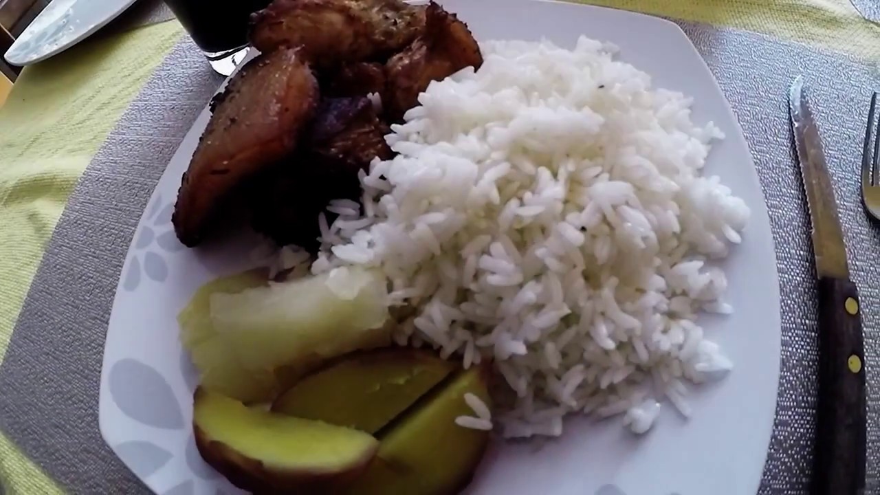 Piatti tipici Peruviani - CHICHARRONES DE CHANCHO - YouTube