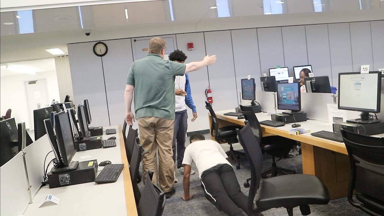 EXTREME workOUT in PUBLIC LIBRARY PRANK - YouTube