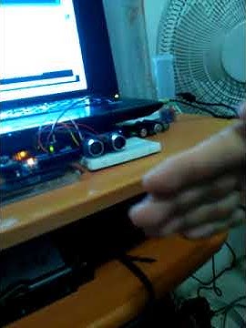 Theremin construido con placa Arduino, sensor de ultrasonido y un piezoeléctrico - YouTube