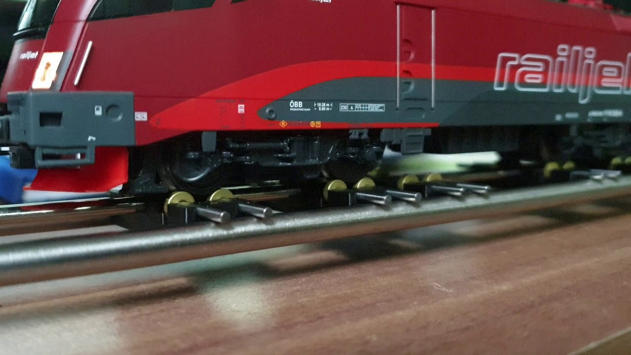 Piko obb railjet loco on aliexpress treadmill track h0 - YouTube
