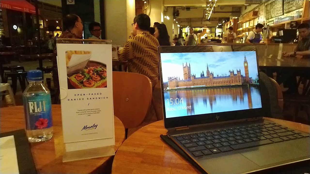 Monolog Plaza Senayan - YouTube