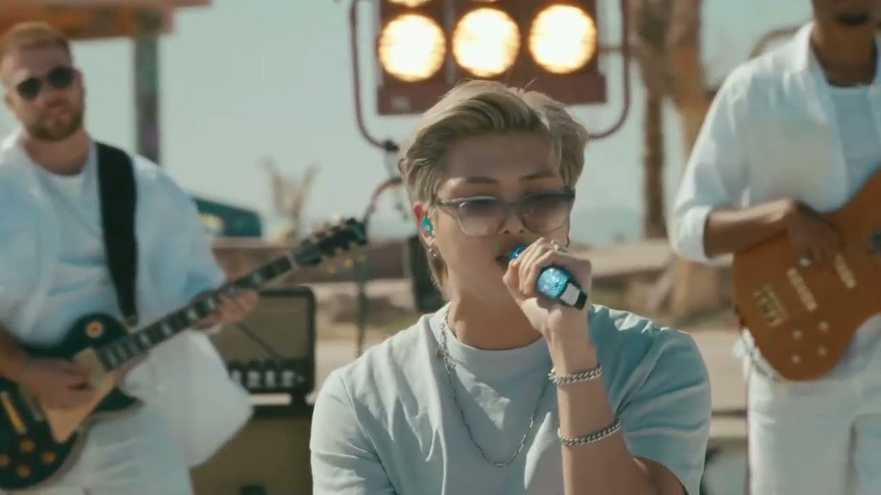 BORN SINGER | BTS (방탄소년단) ‘Proof’ Live 20220613 - YouTube