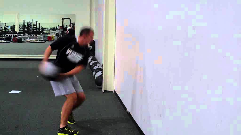 MB Hip Toss - YouTube