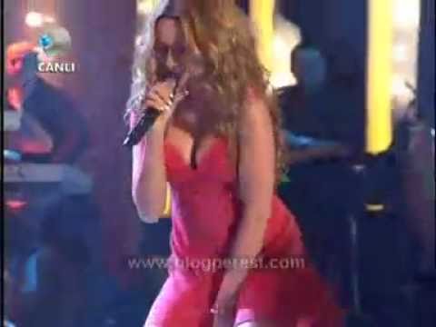 Hadise - Superman Beyaz Show www.blogperest.com