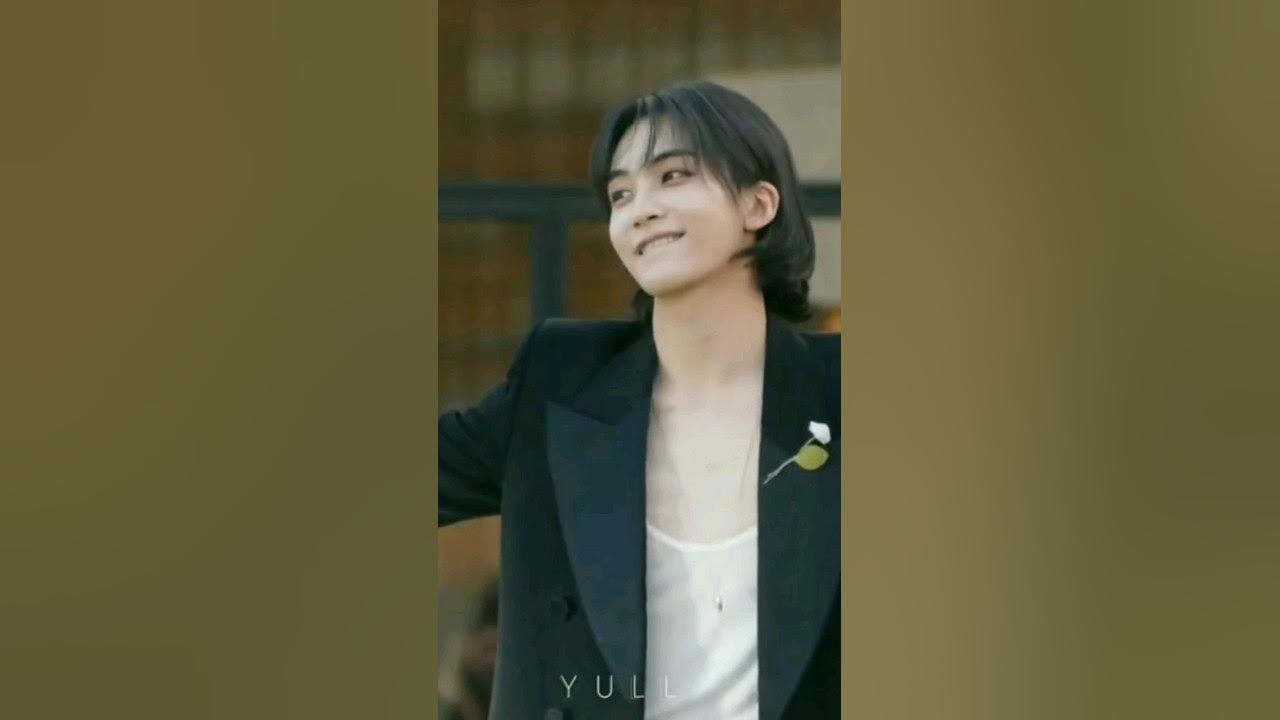 jeonghan ysl - YouTube