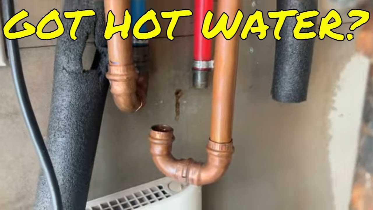 Strength and Power of Frozen Water - 3/4” Copper Pipe Splits Open at ...