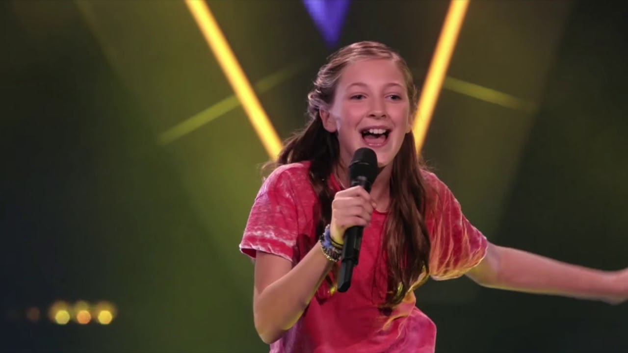 The Voice Kids 2018 - Stella (Blind Audition) - YouTube