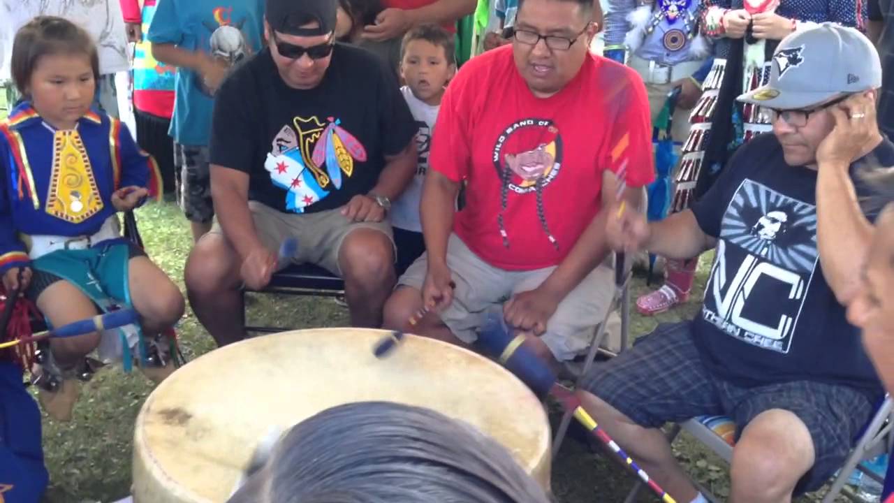 Northern Cree @ samson pow wow 2015 - YouTube