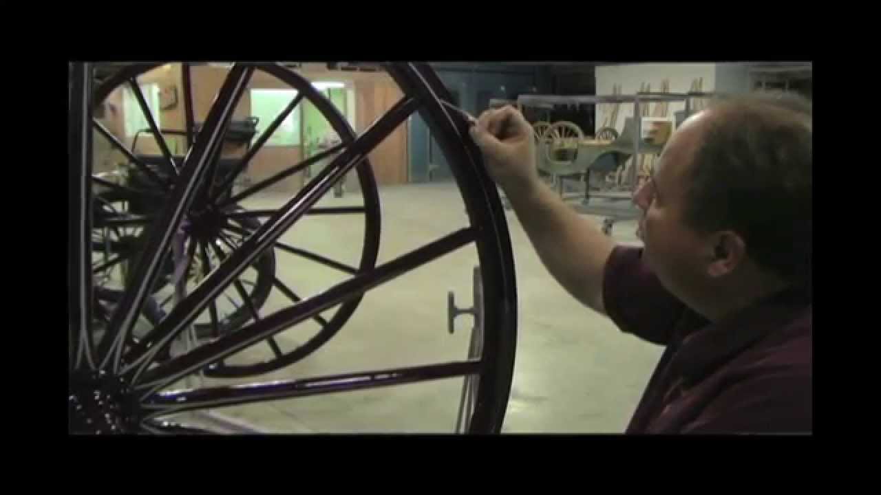 Leon Yoder, Pinstriping for Troyer Carriage Company - YouTube