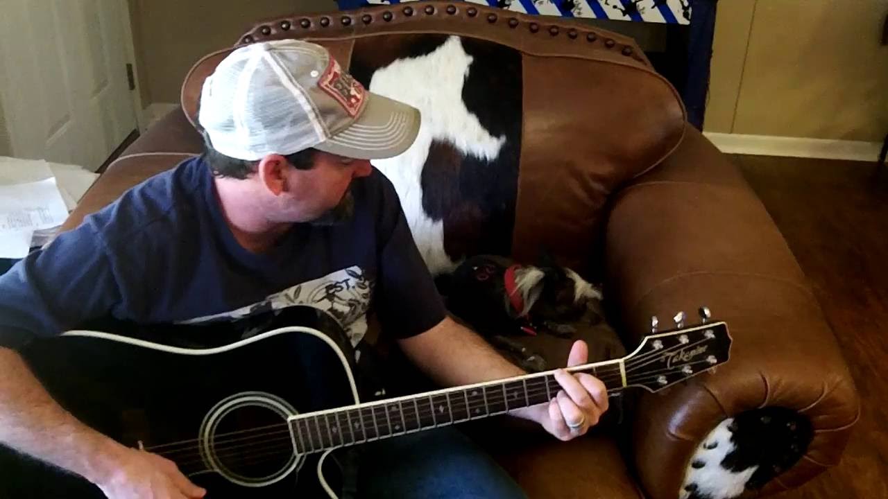 Man sings to his Dog a George Strait song - (Mark Reeves) - YouTube