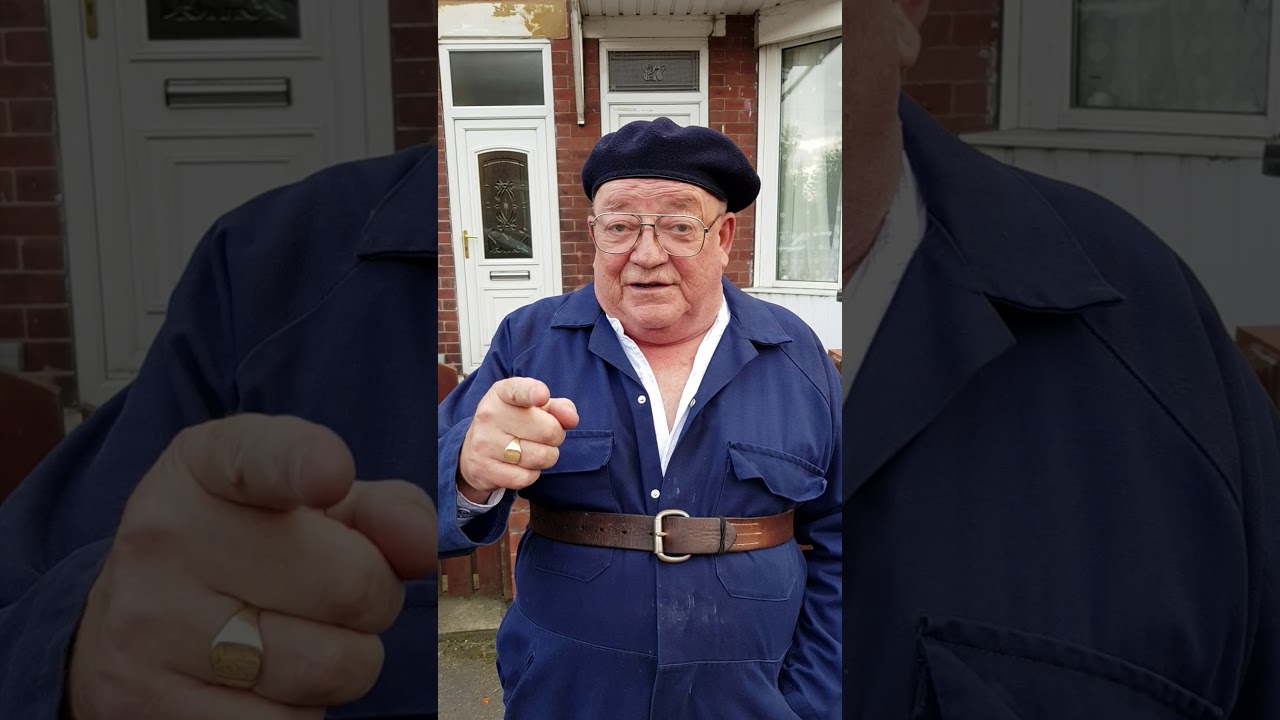 Tim Healy of Auf Wiedersehen Pet says hi to the fans at the Still Open ...