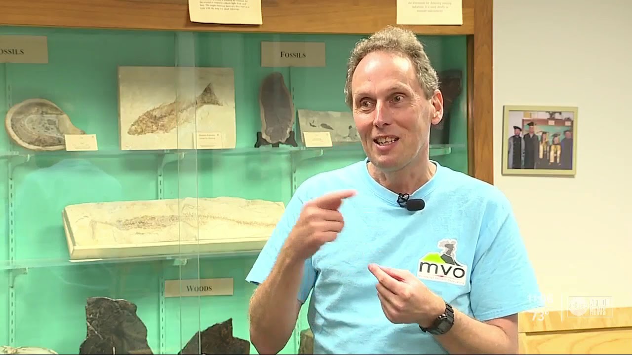 USGS to Puerto Rico: Be ready for more earthquakes - YouTube