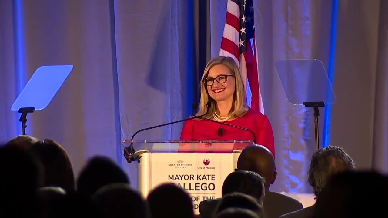 Phoenix Mayor Kate Gallego delivers State of the City address - YouTube