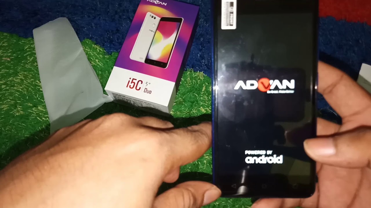 Unboxing/riview advan i5C duo ponsel kamera ganda super keren - YouTube