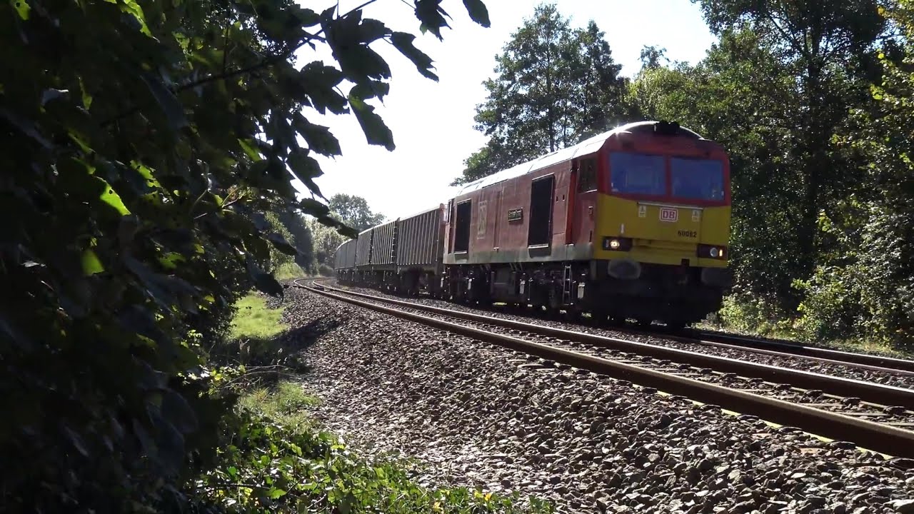(4K) DB Red Class 60062 'Stainless Pioneer' Whatley Quarry Stone Train ...