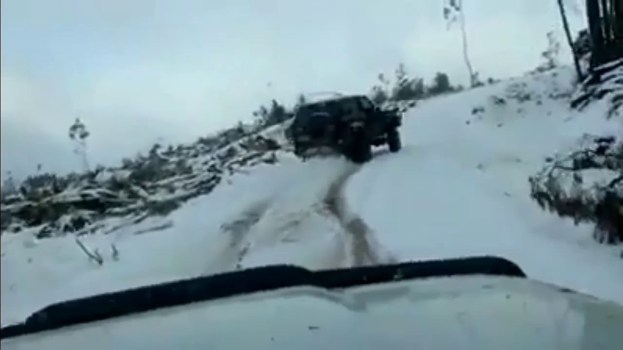 nissan gq patrol swb fun in the snow - YouTube